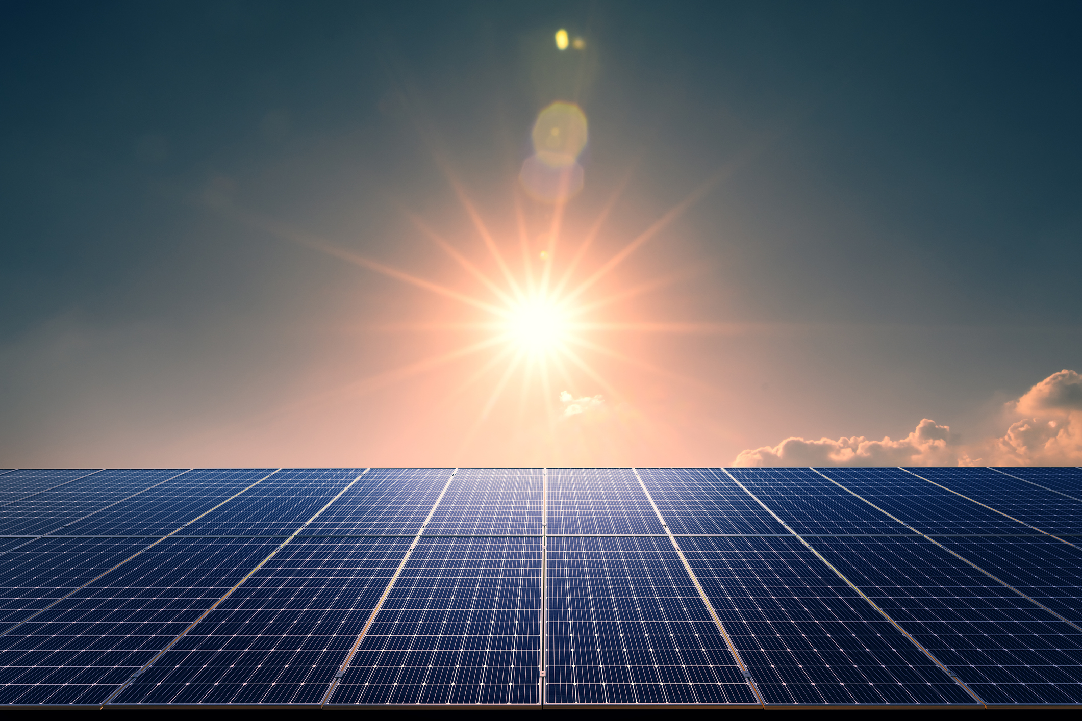 Hora solar pico: qué es y cómo calcularla - Iberdrola